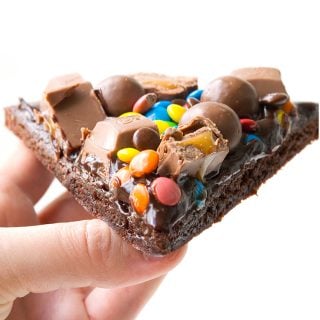 M&M Chocolate Brownie Pizza - Sweetest Menu