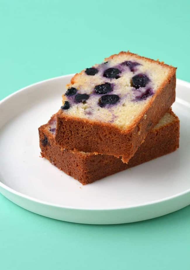 Blueberry Bread (Quick and Easy) - Sweetest Menu