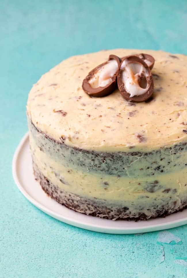 The BEST Creme Egg Cake For Easter - Sweetest Menu