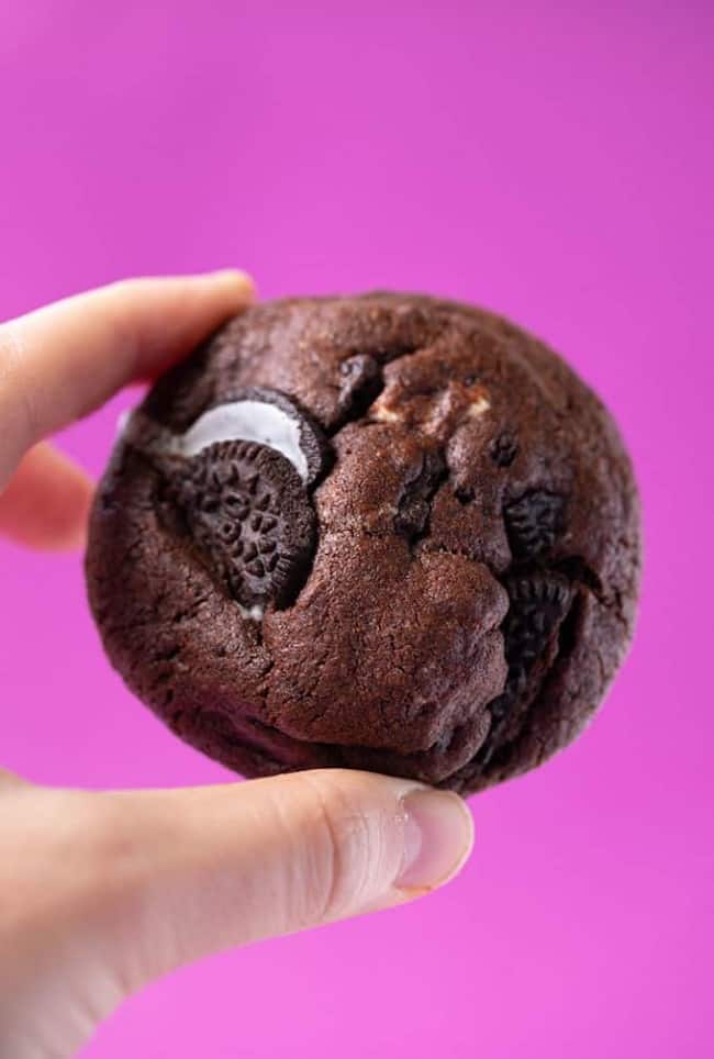 The BEST Chocolate Oreo Cookies - Sweetest Menu