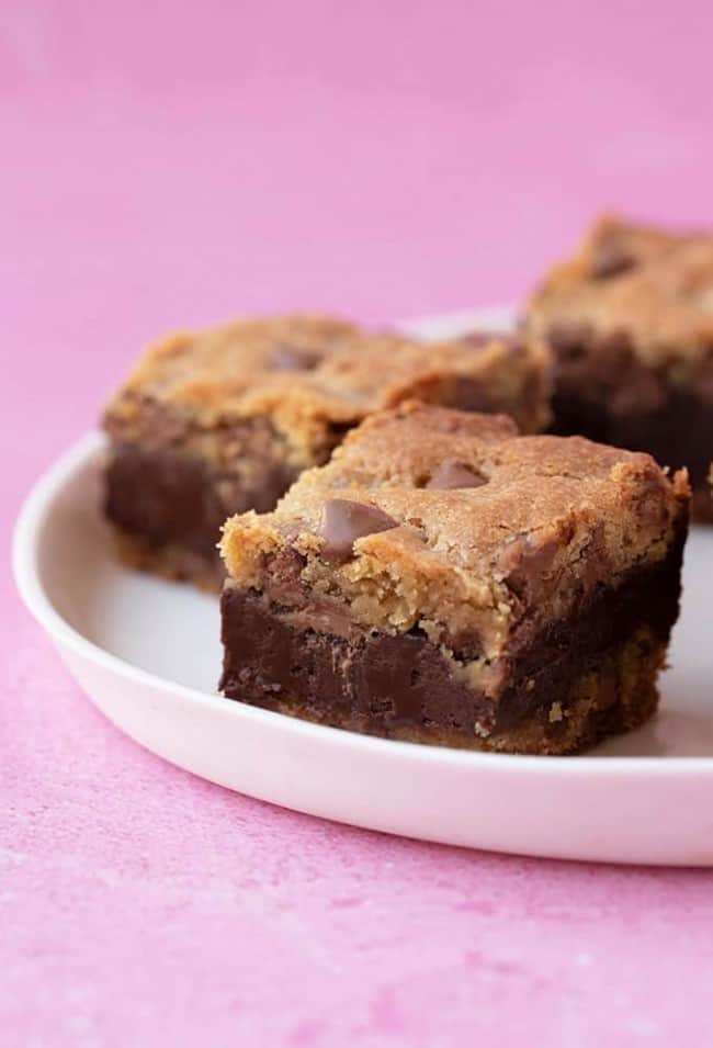 Amazing Fudge Stuffed Cookie Bars - Sweetest Menu