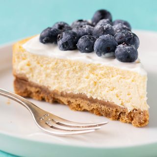 Classic Lemon Cheesecake (Easy) - Sweetest Menu