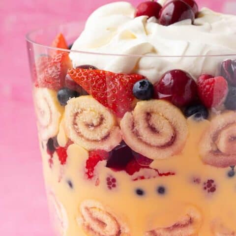 Best Ever Trifle (So Easy) - Sweetest Menu