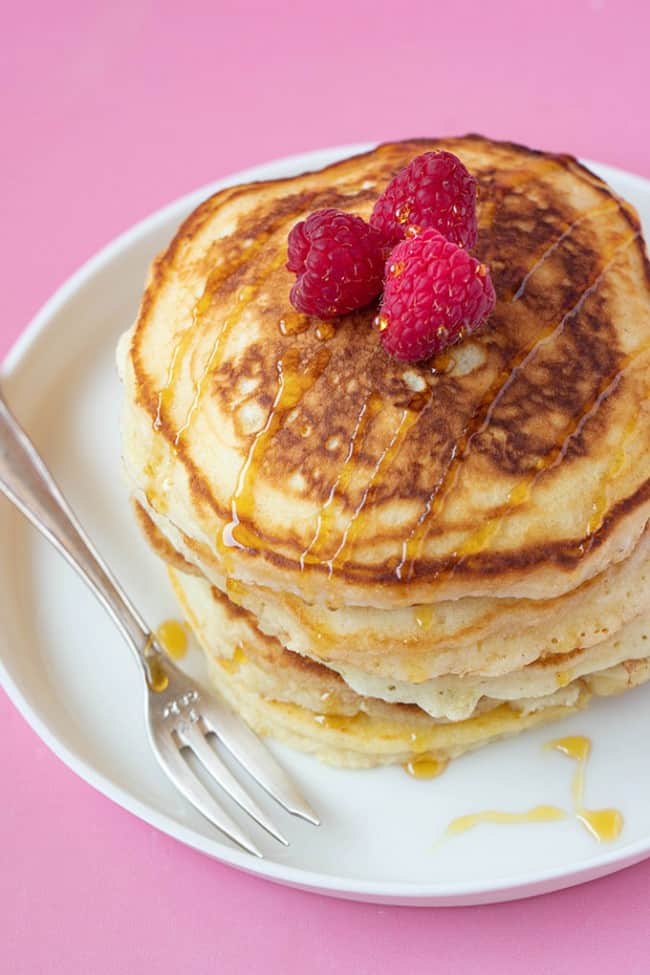 Thick And Fluffy American Pancakes - Sweetest Menu