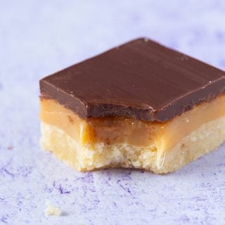 Easy Caramel Slice (Millionaire's Shortbread) - Sweetest Menu