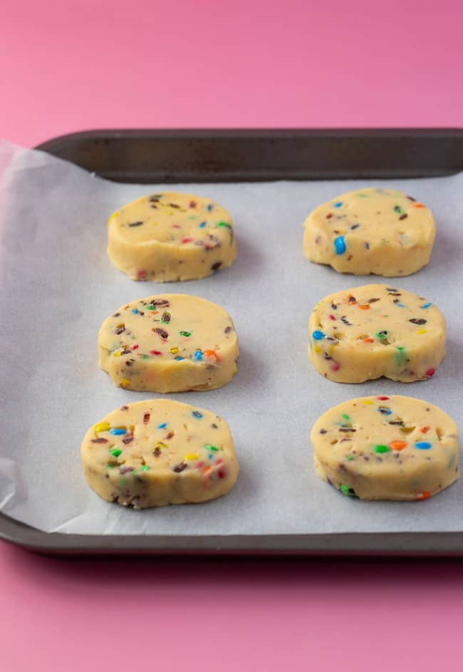 4 Ingredient Shortbread Cookies (So Easy) - Sweetest Menu