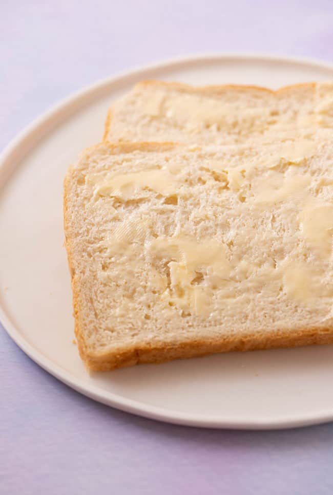 How To Make Fairy Bread (Kid's Party Treat) - Sweetest Menu