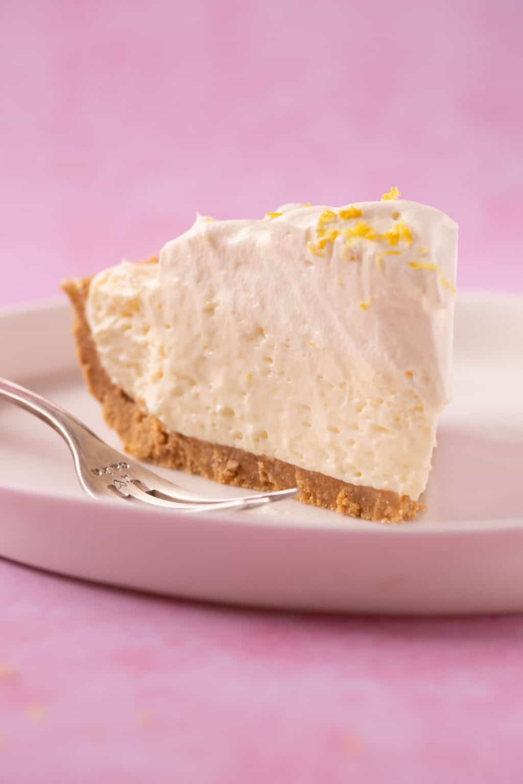 Quick And Easy Lemon Pie (No Bake) - Sweetest Menu