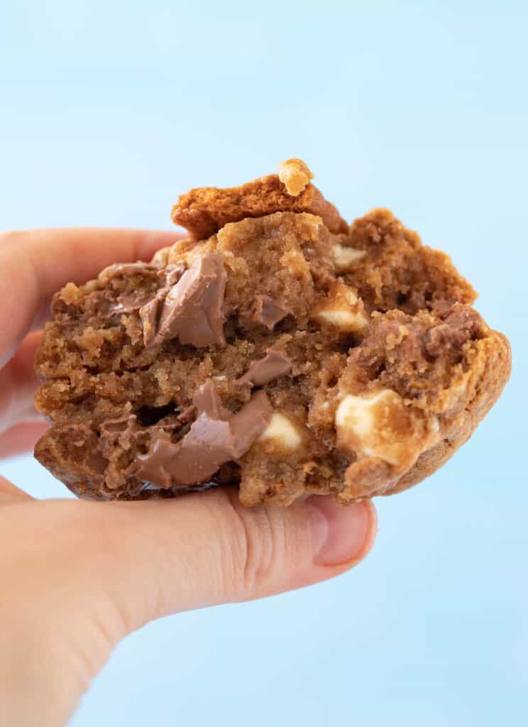 BIG Biscoff Cookies (New York Style) - Sweetest Menu