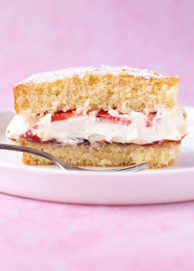 Easy Fluffy Sponge Cake (Genoise) - Sweetest Menu