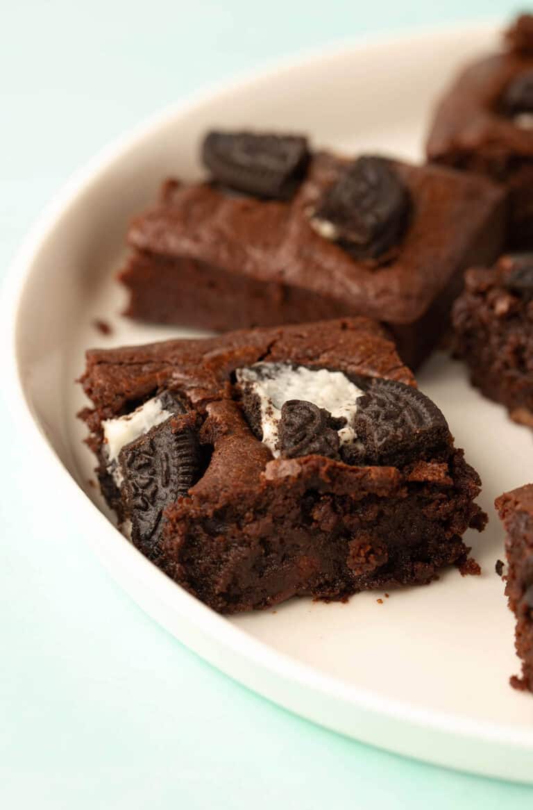 Easy Fudgy Oreo Brownies - Sweetest Menu