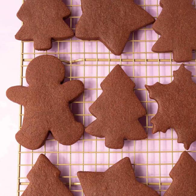 Easy Linzer Cookies (Ready To Eat In One Hour)